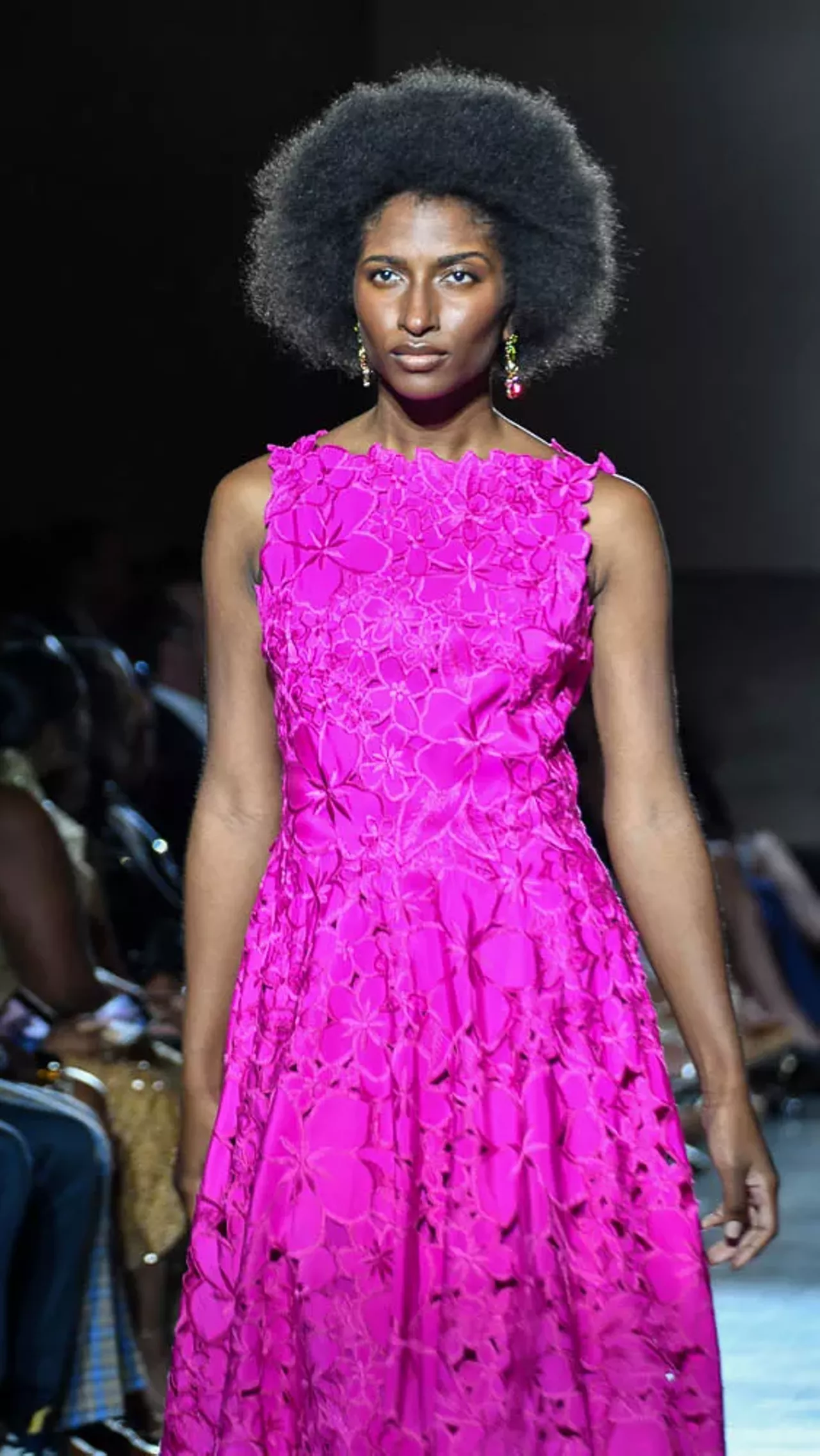 Fash Bash hosts 2023 ‘Art of Fashion’ runway show | Detroit | Detroit ...