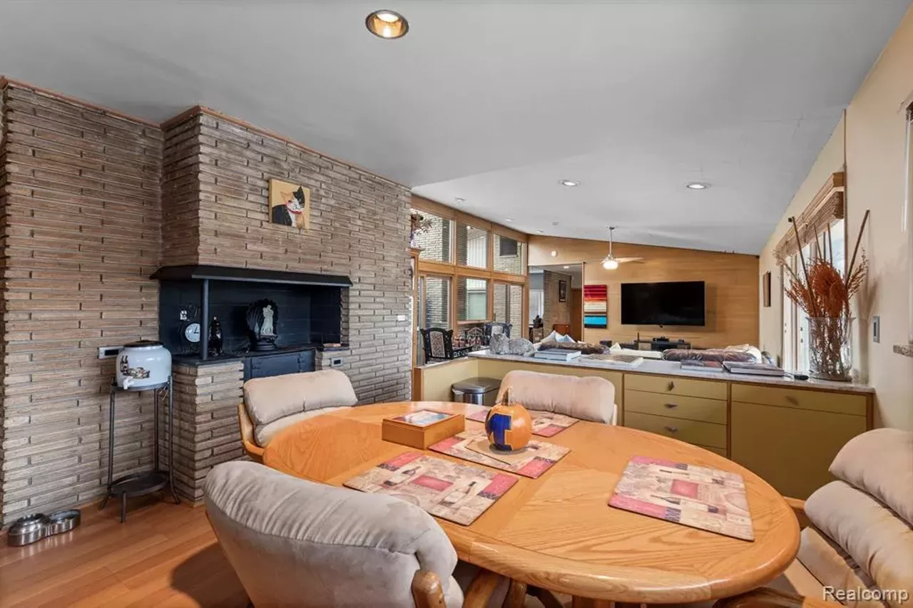 This Detroit mid-century modern house has hidden perks inside [PHOTOS]
