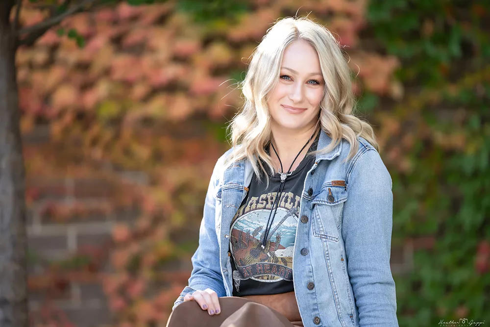 Metro Detroit country music artist Audrey Ray teams up with members of ...