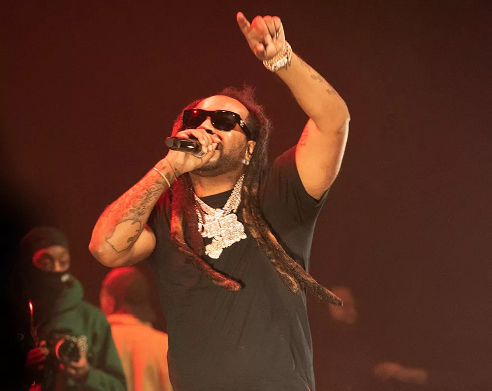 Icewear Vezzo is providing free bus rides in Detroit (again)