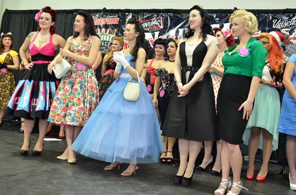 44 photos from the Miss Autorama Pin-up Contest