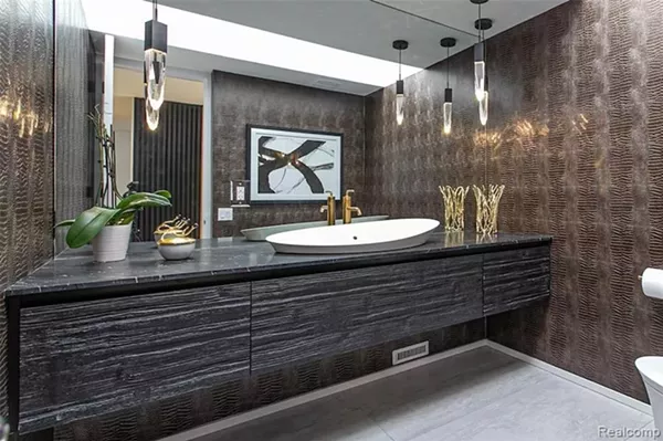 This stunning Irving Tobocman-designed masterpiece in West Bloomfield ...