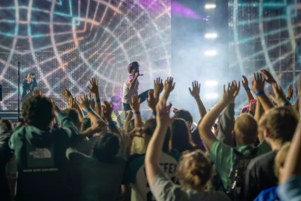 Everything we saw at the AJR and BoyWithUke concert at Pine Knob Music ...