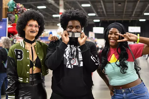All the cosplayers and comic fans we saw at fall 2022 Motor City Comic ...