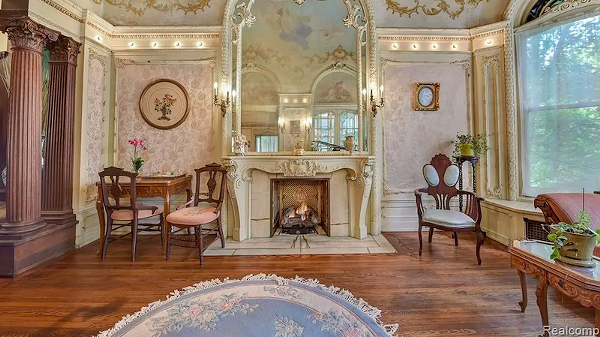 This Detroit ‘castle’ is for sale – let’s take a look