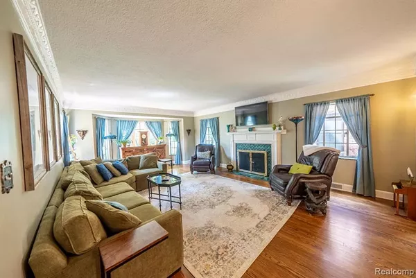 We’re swooning over this modern castle in Detroit | Detroit | Detroit ...