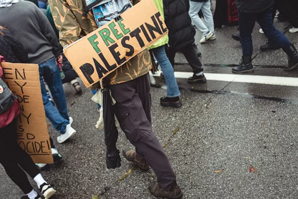 Thousands show solidarity with Palestine at Dearborn rally
