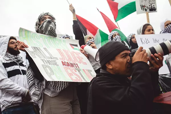 Thousands show solidarity with Palestine at Dearborn rally