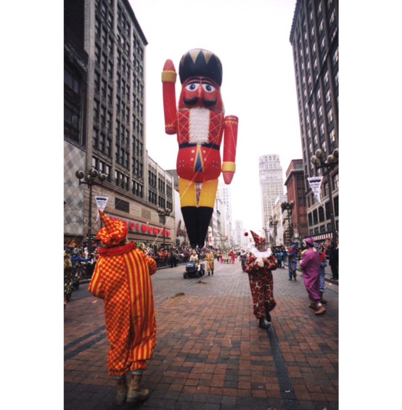 45 vintage photos documenting holiday celebrations in Detroit through ...