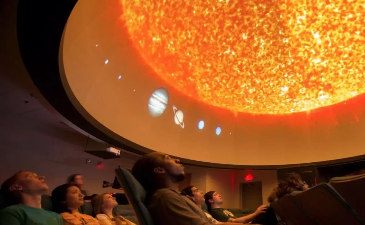 20 things to do in the Detroit area when it's cold and dark outside ...